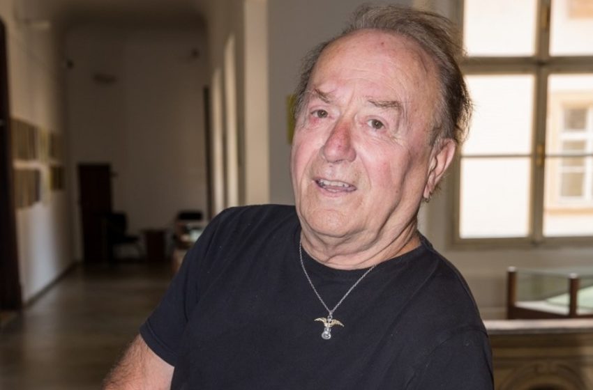 "I v 78 letech to jde": Petr Janda si udělal tetování a prozradil ...