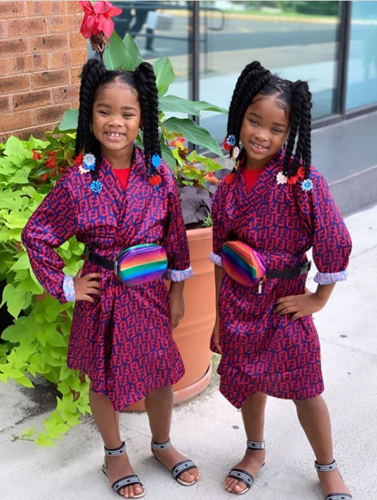 Jednojavečná dvojčata Morgan a Megan Boyd překvapily celý svět svou ...