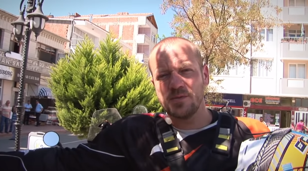 Filip Blažek slaví 50. narozeniny: Jak dnes žije hvězda Nesmrtelné tety ...