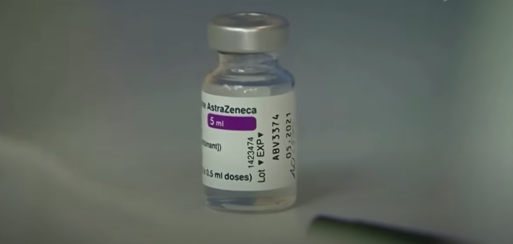 Ministerstvo zdravotnictví nedoporučuje očkování lidí mladších 60 let ...