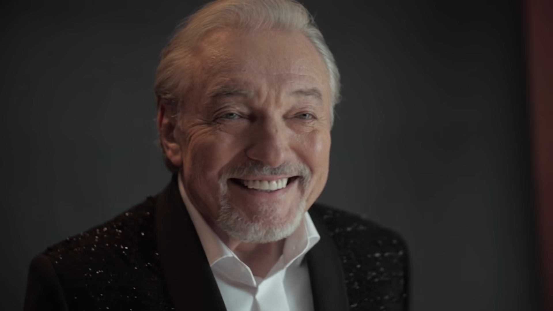 Karel Gott v autobiografické knize prozradil některá tajemství: napsal ...