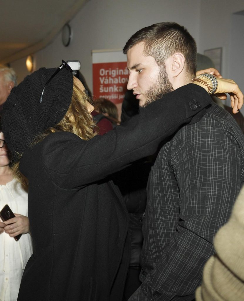 „Je tu nádherně“: Lucie Vondráčková se ukázala po boku svého přítele ...