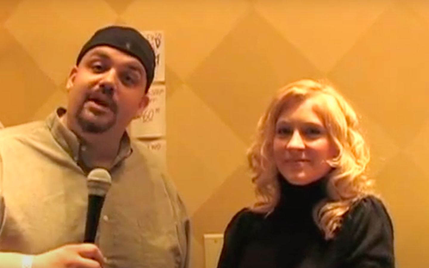 Další hvězda zmizela z veřejnosti: Staci Keananová pověsila slávu na ...