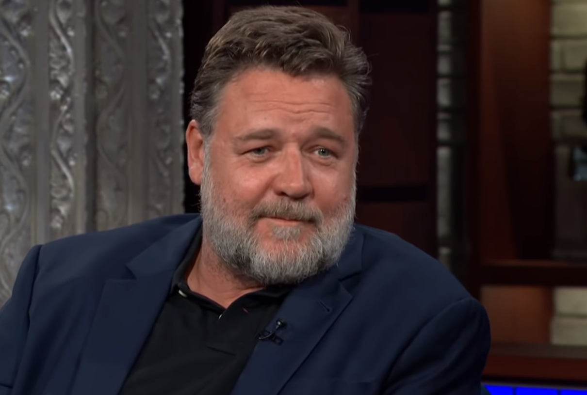 „Jsem tu poprvé“: Russell Crowe je ve Varech. Co řekl o svých plánech v ...