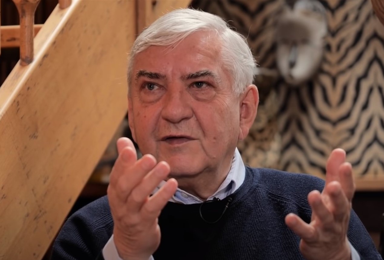 Oblíbený herec Miroslav Donutil dnes slaví 73. narozeniny: s touhle ...