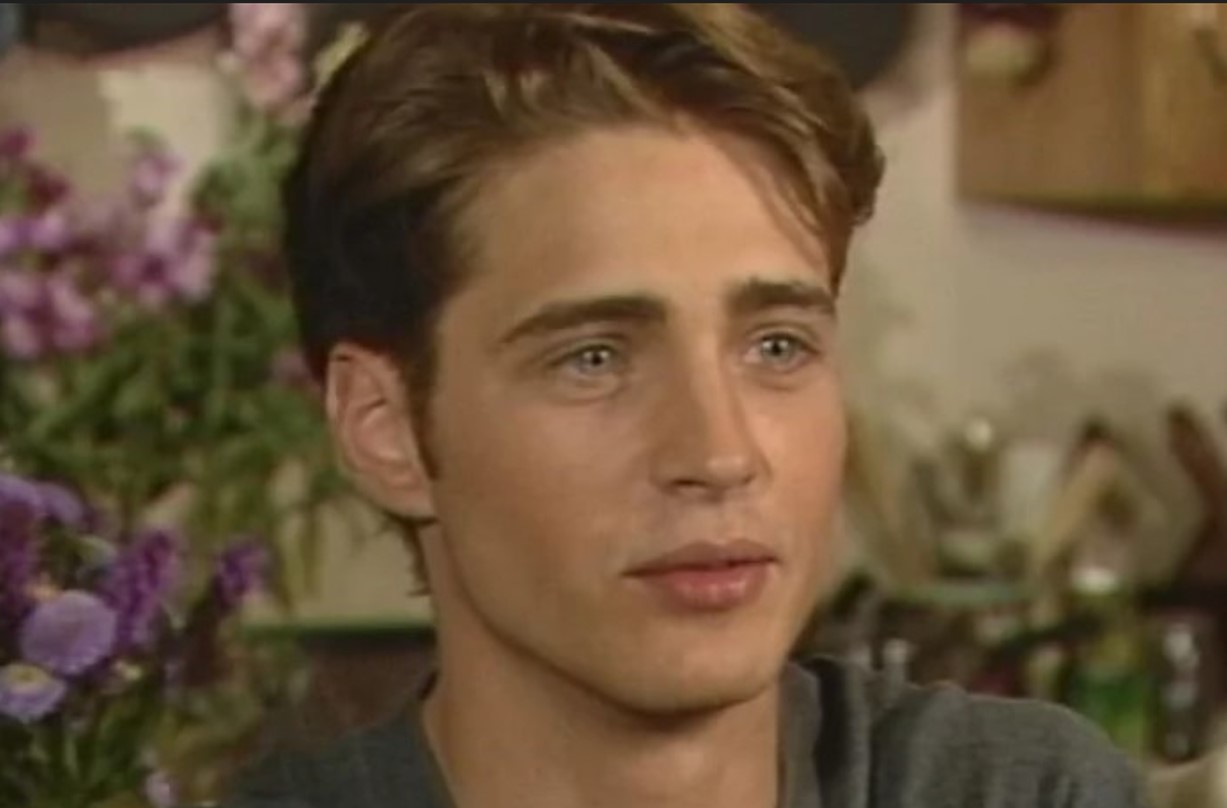 Brandon Walsh z seriálu Beverly Hills 90210 slaví 55 let: jak se změnil ...