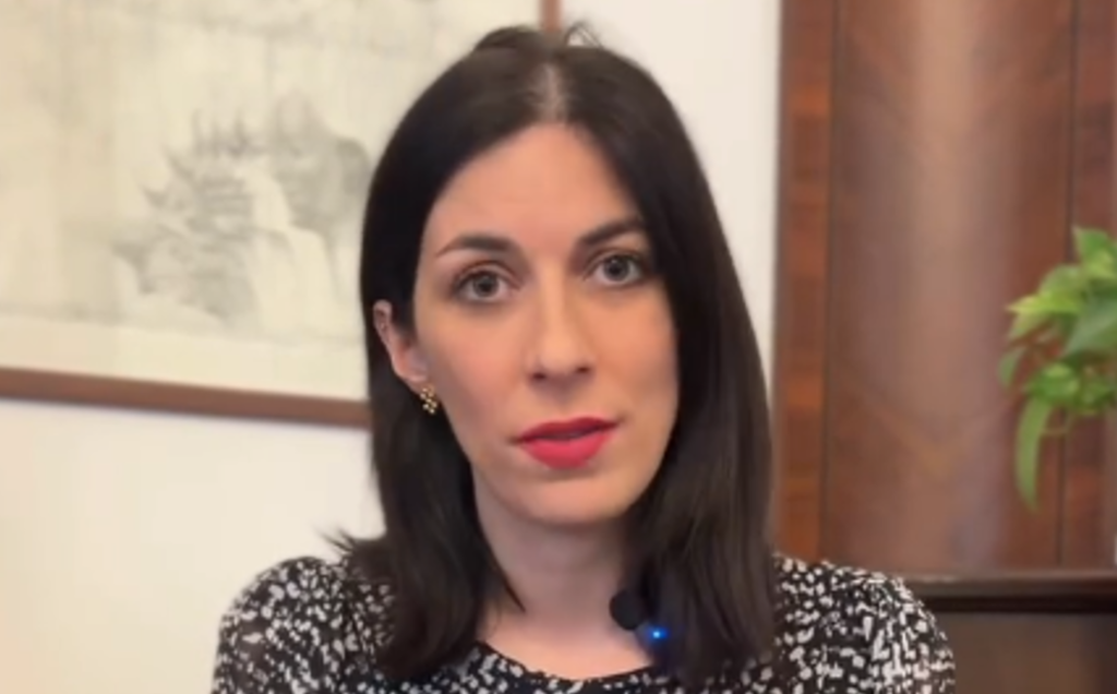 Pekarová Adamová znovu rozvířila vody: Chudí jsou jako vzor a ...