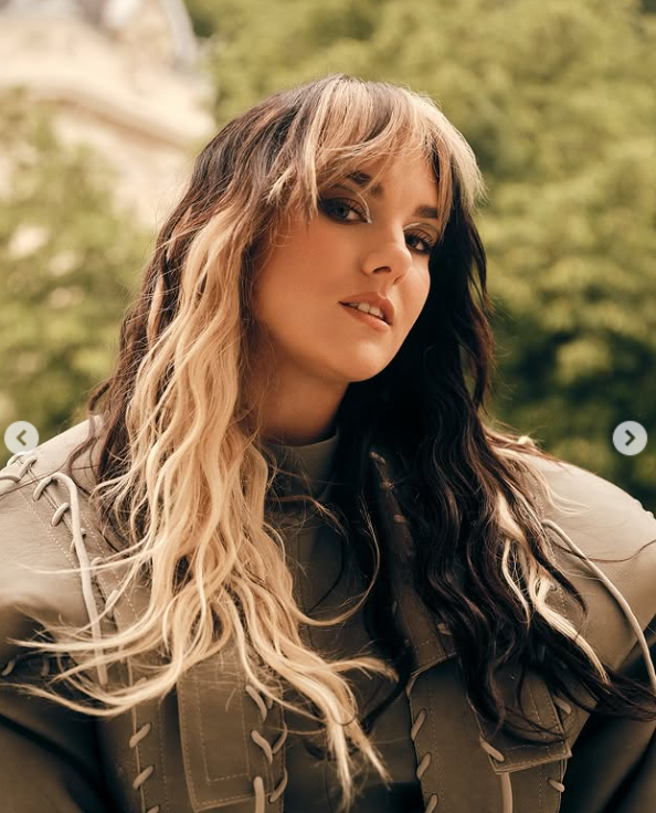 Neskutečná proměna Ewy Farny: v drsných minišatech a s černobílou ...